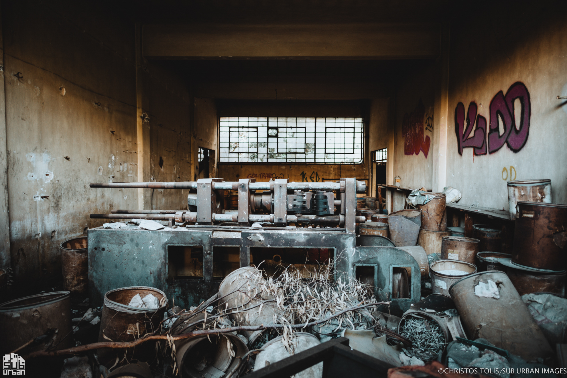 I found a button hole. – Tacky Raccoons